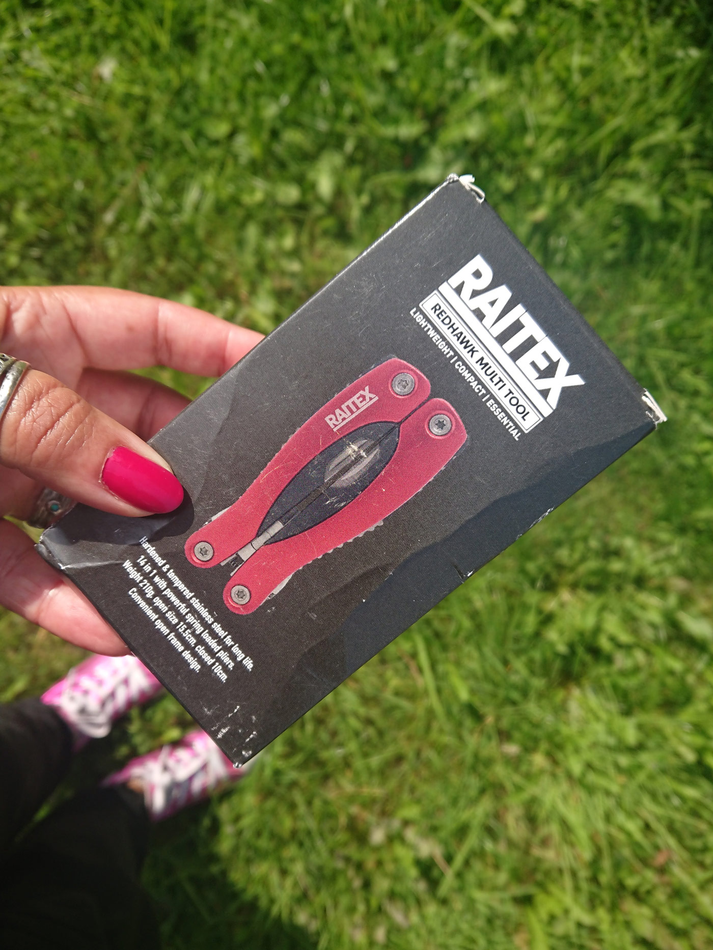 OUTDOOR GEAR | Raitex Redhawk Stainless Steel Multi Tool - Reivew