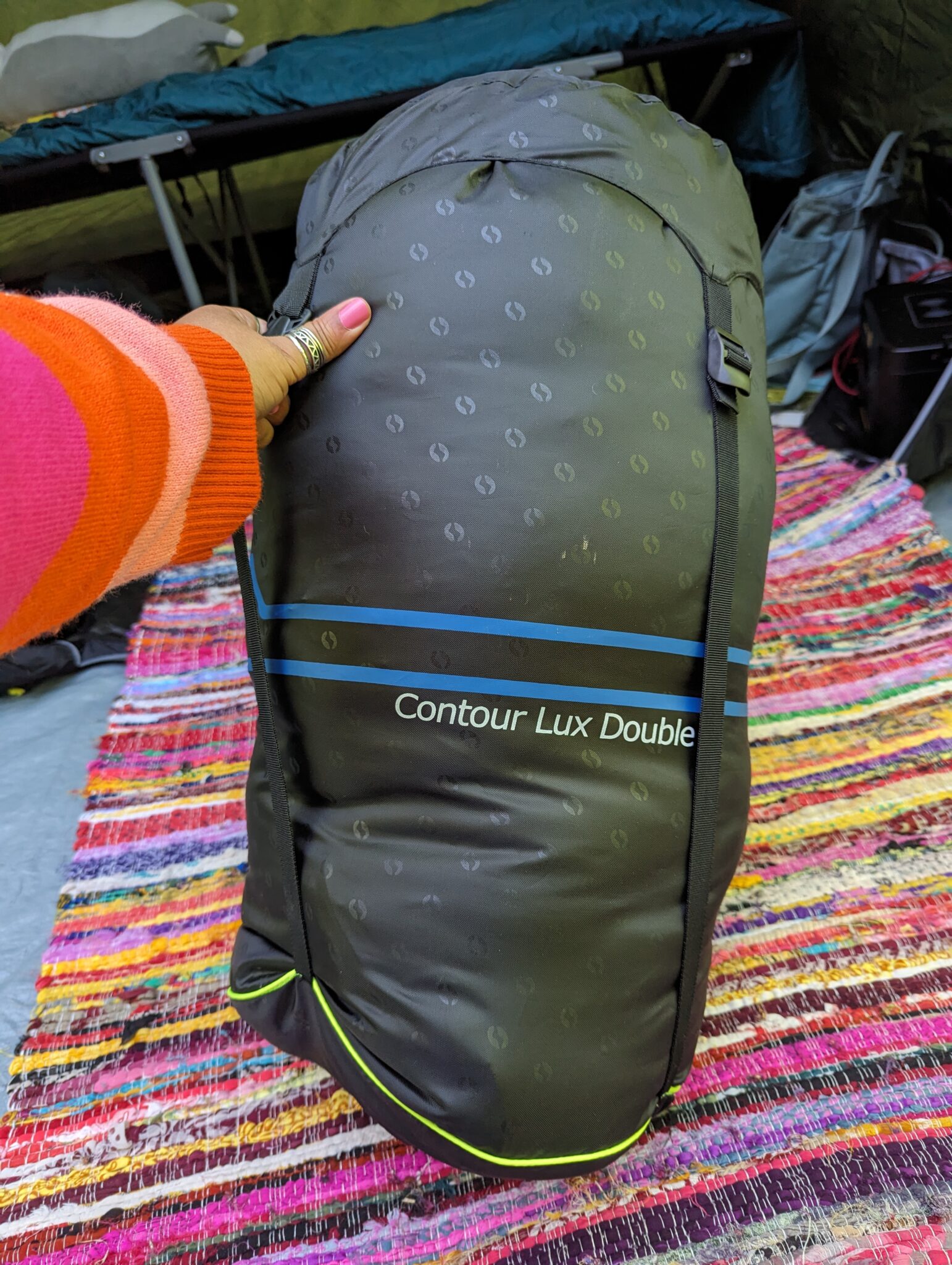 Snuggle Up In The Outwell Contour Lux Double Sleeping Bag